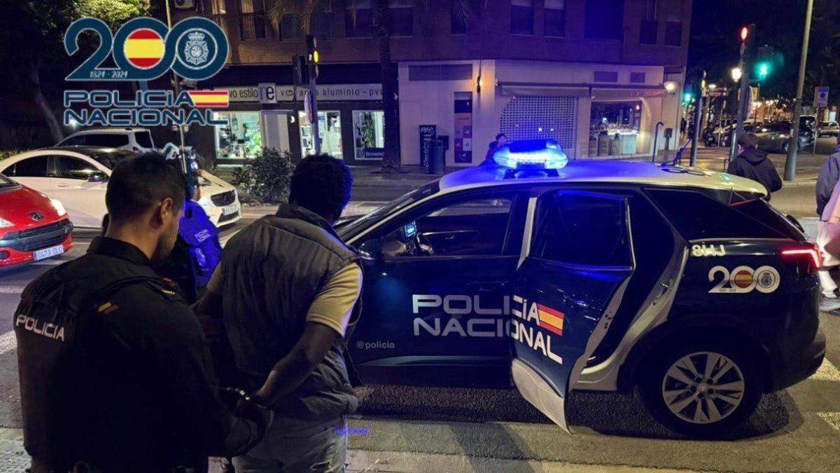 Caos En La Noche De Halloween: 28 Arrestos Sacuden Valencia Y Ponen A ...
