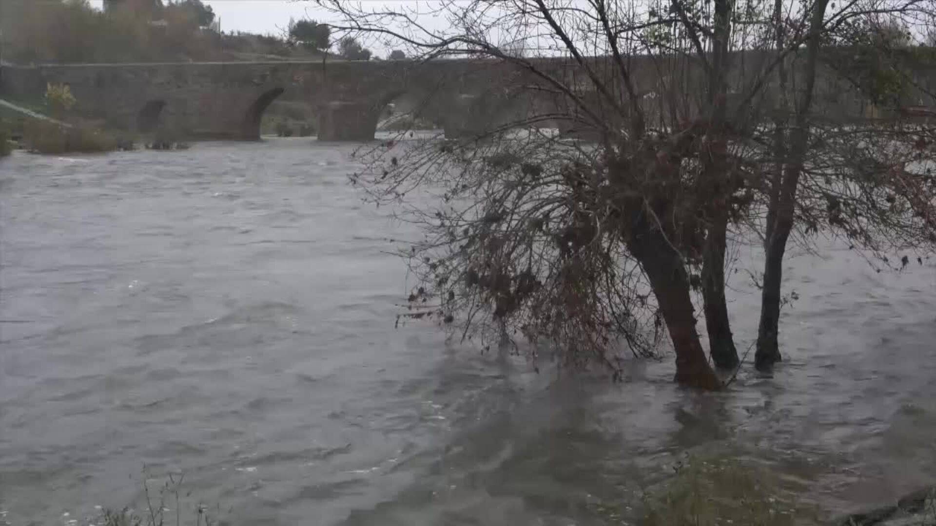 Impactantes Escenas Del Desbordamiento Del Río Tormes En El Barco De Ávila